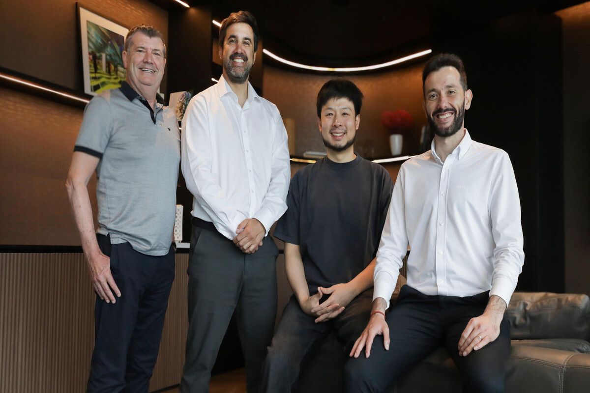 Ex-Chelsea CEO Ron Gourlay takes charge of Valencia CF - Soccerscene